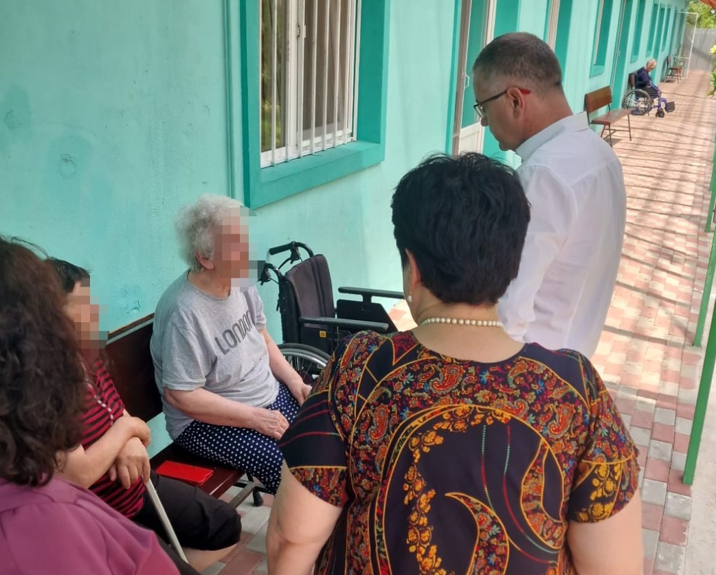 Azi vom afla! Adevărul despre realitatea dintre pereții așezămintelor ...